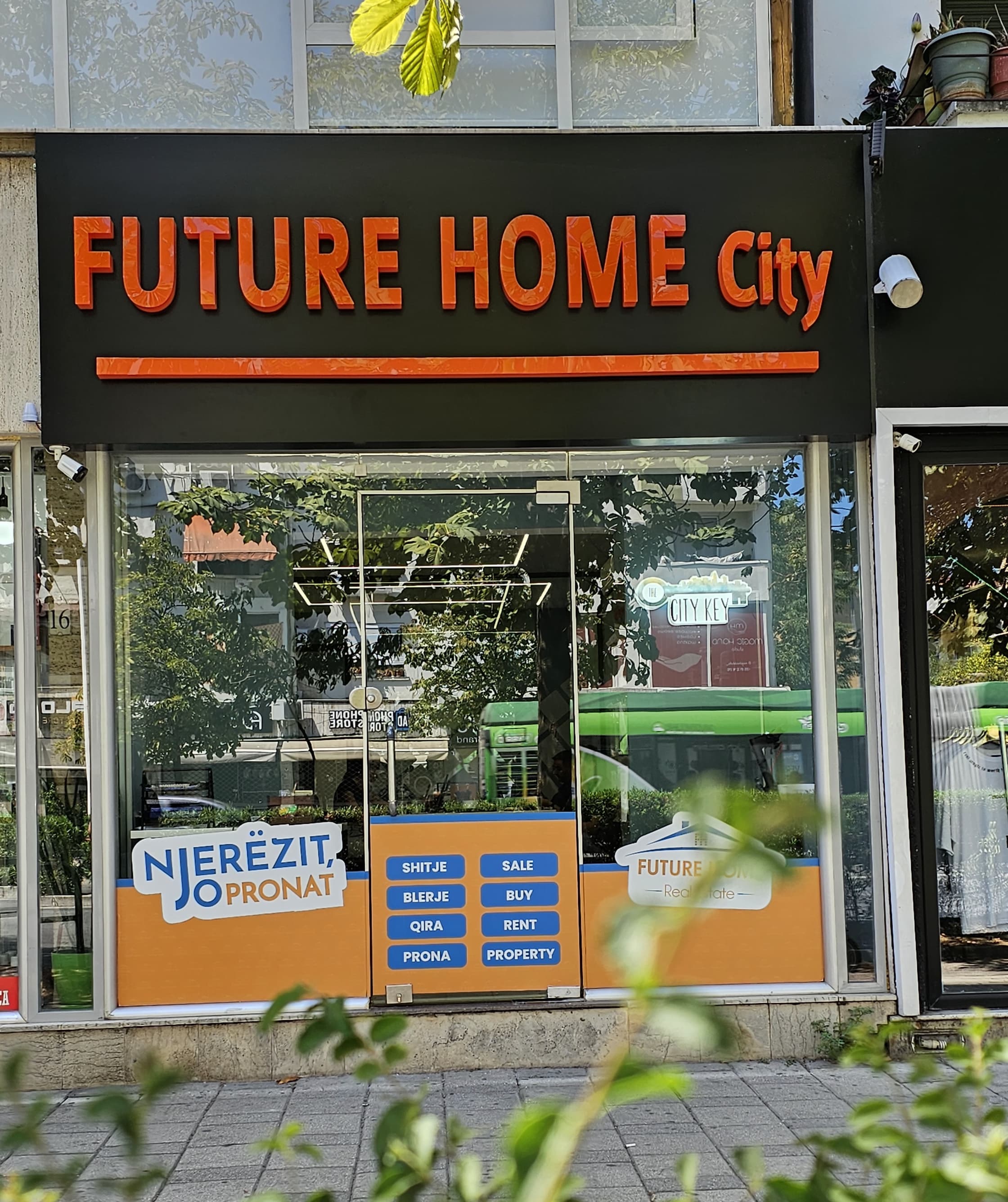 Apartamente, Toke, Vile, Zyre per Shitje/Qera - Real Estate/Agjensi ...